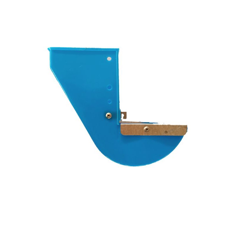 Rabbit Feeder Plastic J Feeder Food Box for Rabbit ( 13cm ) | Shopee ...