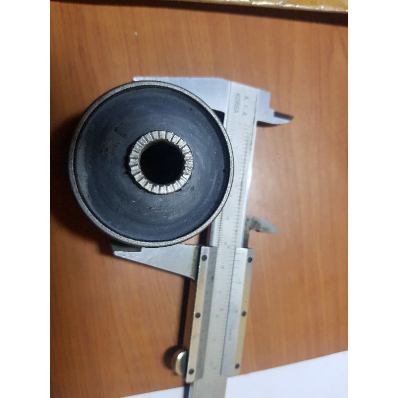 suzuki multicab suspension arm bushing for transformer van DA64 suzuki ...