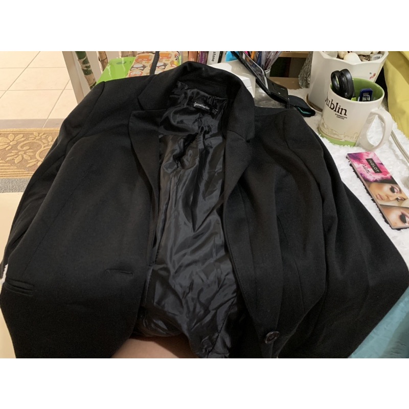 PRe Love Stradivarious Blazer for (Tin Reyes) | Shopee Philippines
