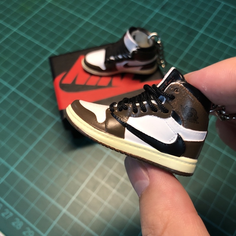 Travis Scott x J1 High Mocha (Mini Keychains) | Shopee Philippines