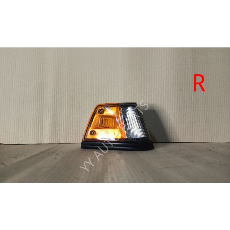 HONDA CIVIC SB4 ANGLE LAMP/ CORNER LAMP USED | Shopee Philippines