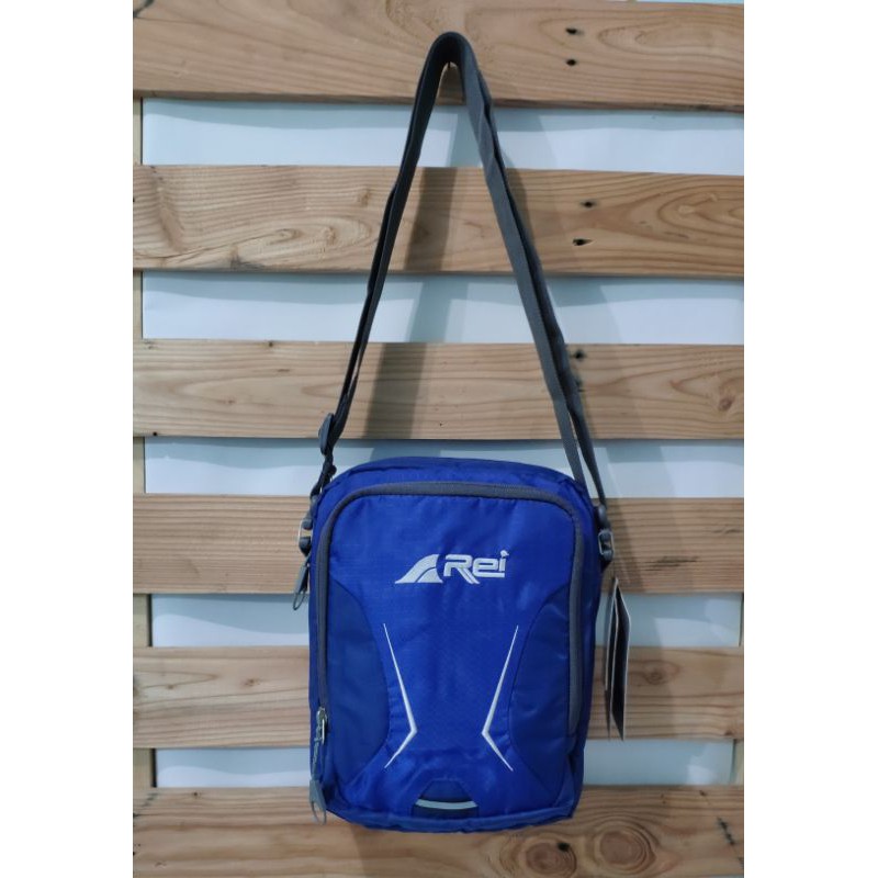 Travel Pouch Sling Bag Arei Talamau 8inch | Shopee Philippines