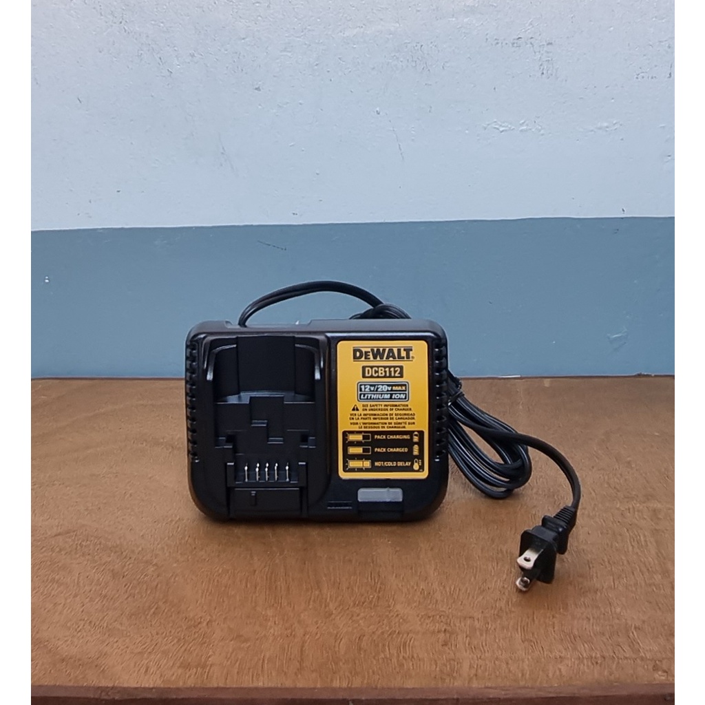 120V DEWALT 20V MAX Battery Charger (DCB112) | Shopee Philippines
