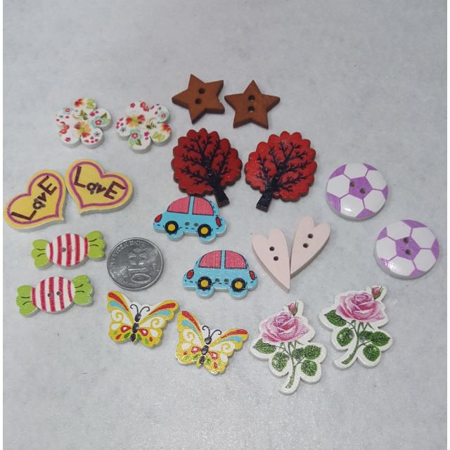 20 pcs Wood button, Butang kayu, butang Mask pelbagai jenis | Shopee ...