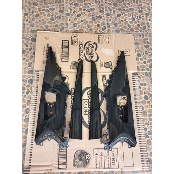 Panel DOOR TRIM INNOVA REBORN BLACK Color PIANO DOOR PANEL INNOVA ...