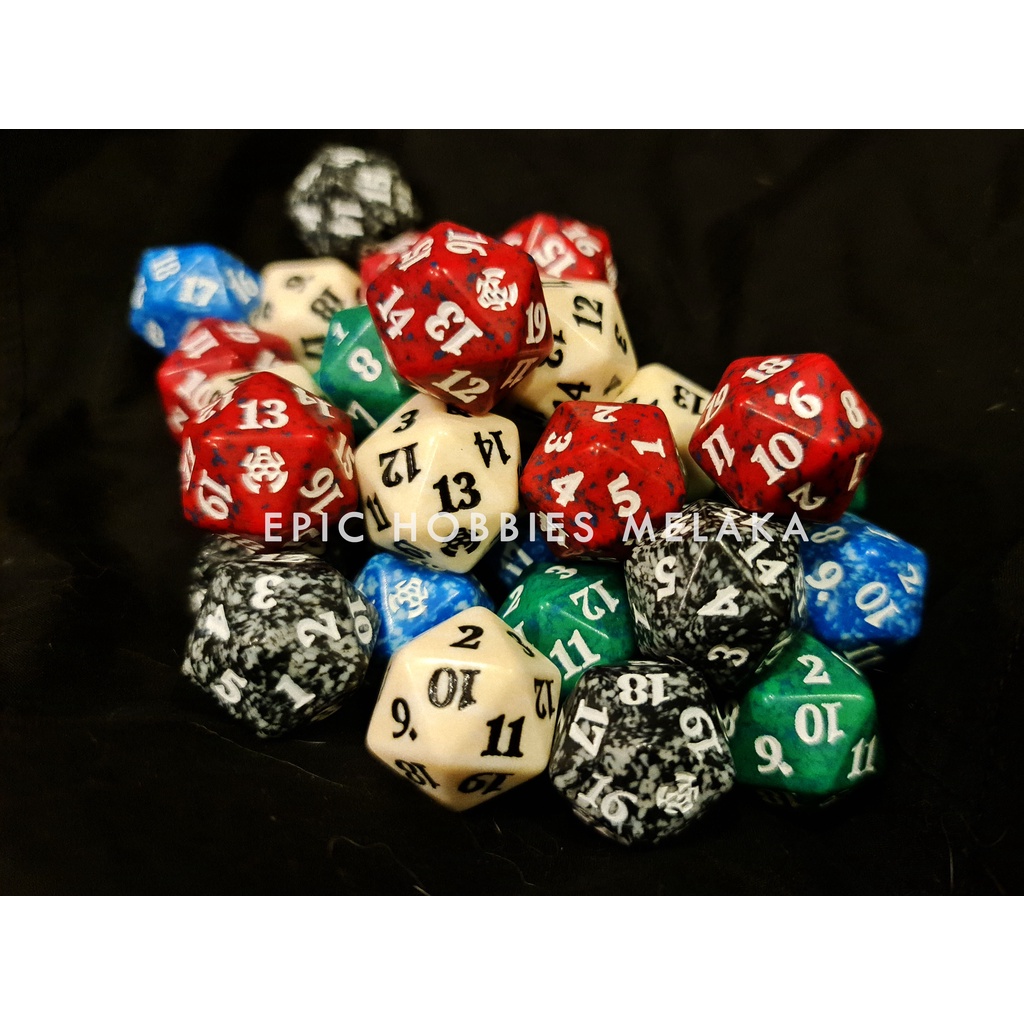 Magic: The Gathering (MTG) Life Counter Dice (Random Design/Colour ...