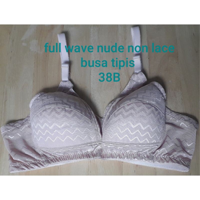 Triumph Factory Bra Size 38B full wave nude non lace limited Stock ...