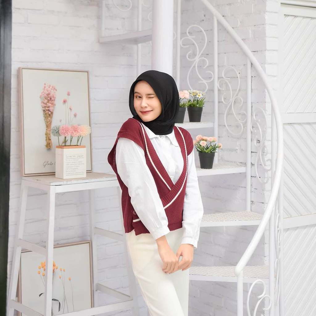 Chiyo VEST ROMPI KOREA OVERSIZE ROMPI OVERSIZE ROMPI Korean School ...