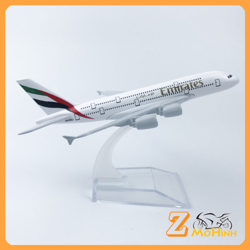 Airplane Model - AIRBUS A380 model aircraft from UAE Emirates Airlines ...
