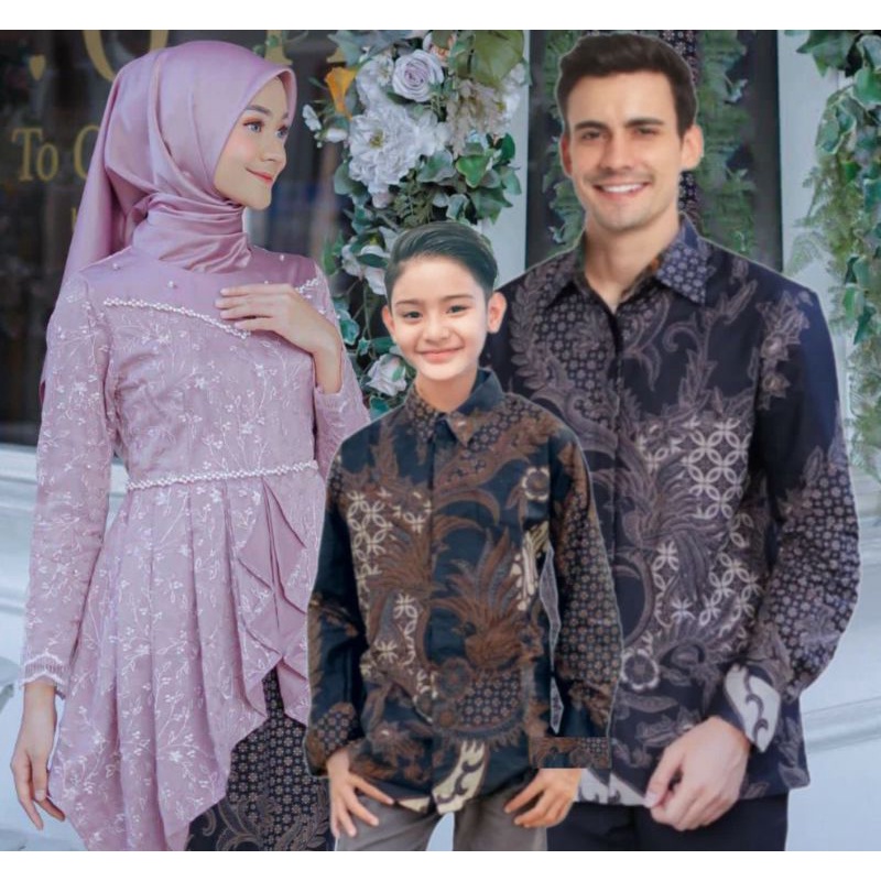 Batik couple kebaya Application For Batik couple family Batik family ...