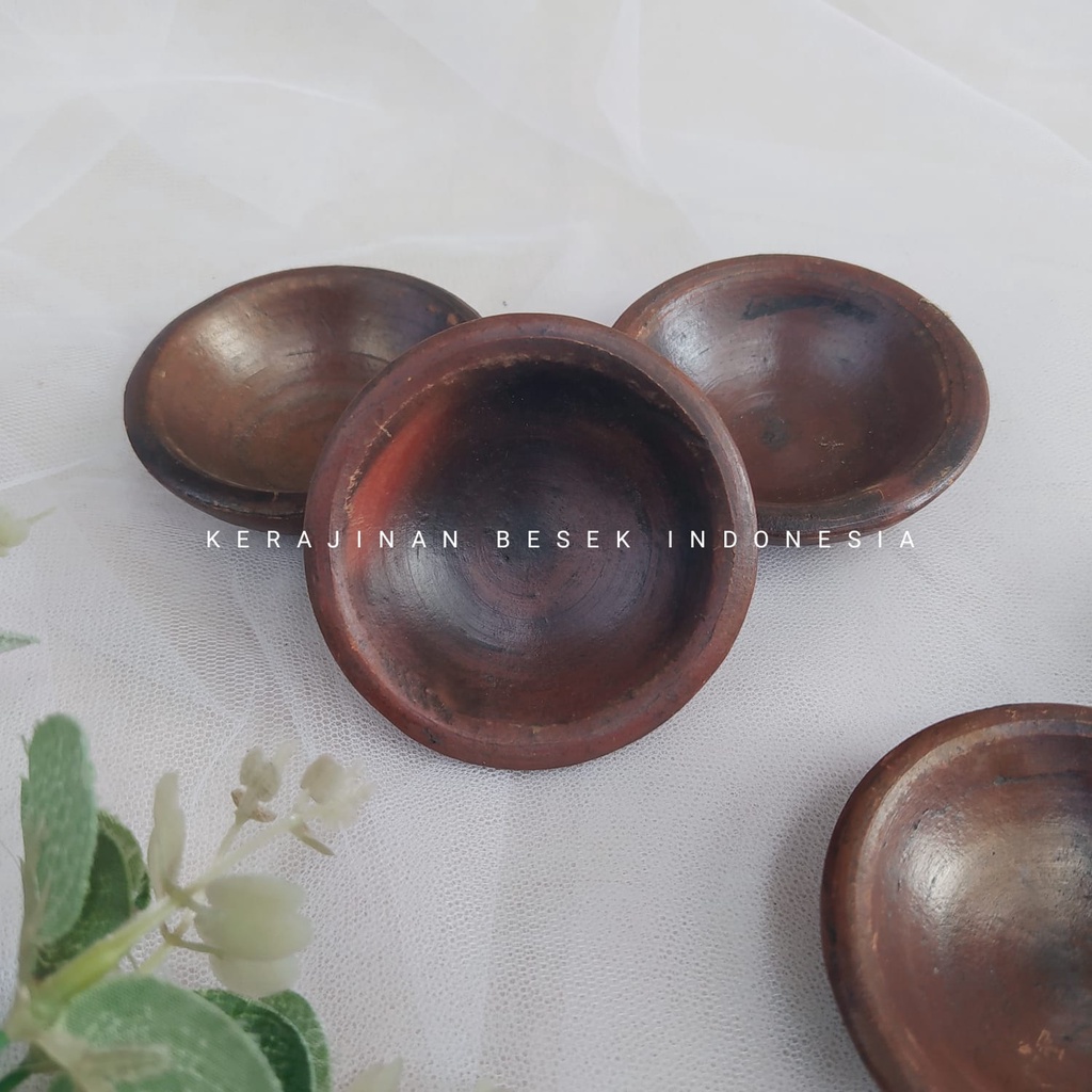 Clay SAMBEL CONTAINER 6cm diameter // Chili holder // Clay plate ...