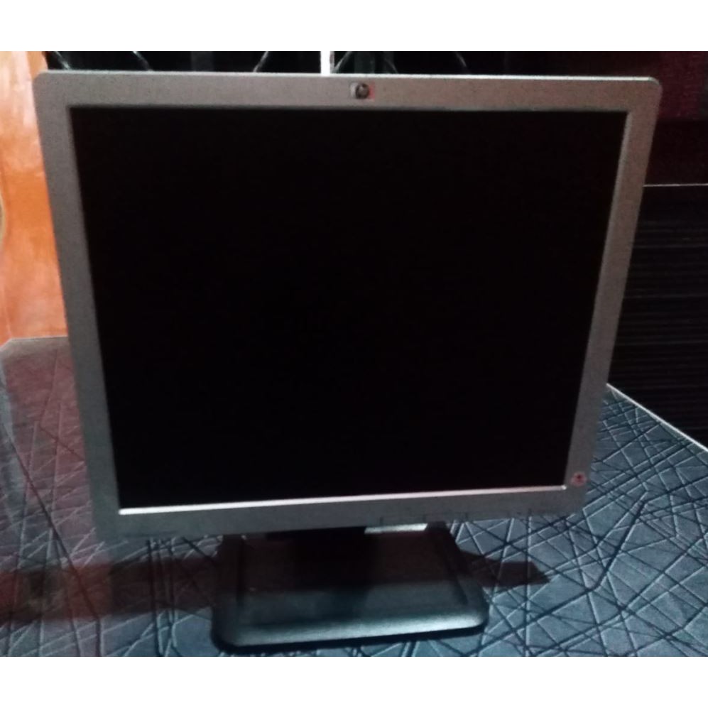 19 Inches Square HP Monitor | Shopee Philippines