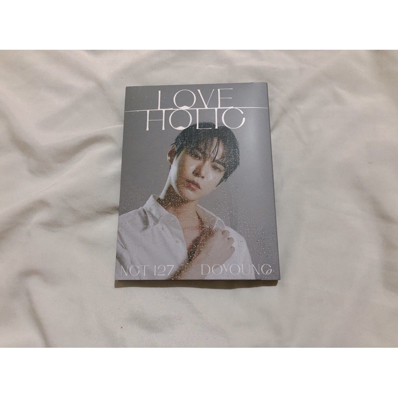 Loveholic ALBUM ONLY DOYOUNG VER (BOOKED) | Shopee Philippines