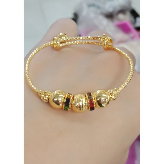 bangle. pang. bata 14k HYPOALLERGENIC. good. QUALITY. nice. DESIGN ...