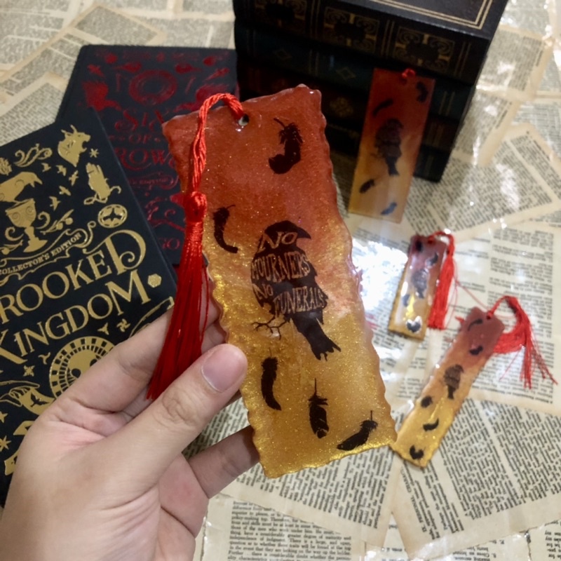 SIX OF CROWS / CROOKED KINGDOM inspired Resin Bookmark with Tassel ...
