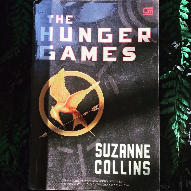 The Hunger Games - Suzanne Collins (Hunger Games Trilogy) | Shopee ...