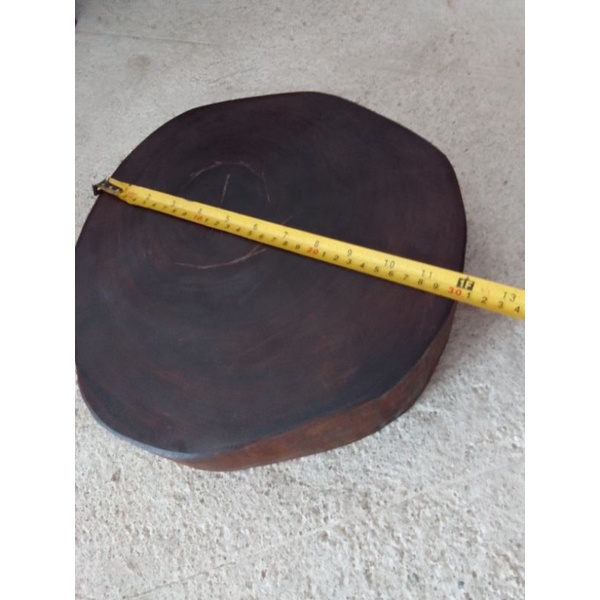 chopping board 2 inches thick 12inches round(magkuno wood) | Shopee ...