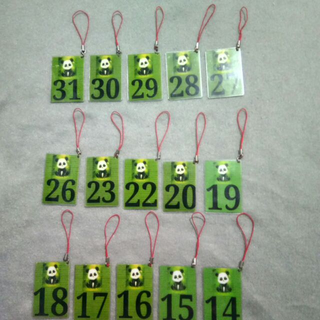PANDA NUMBER LAMINATED KEYCHAIN BAGTAG COMPLETE 1-31 | Shopee Philippines