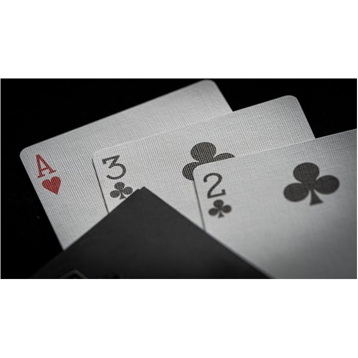 Michael Skinner's Ultimate 3 Card Monte(Close-Up Magic Tricks) | Shopee ...