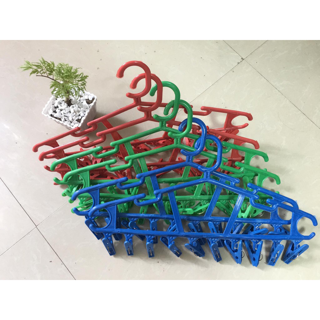 6 Pieces Hanger with 10 Clothes Pin / Hanger na may Sipit | Shopee ...