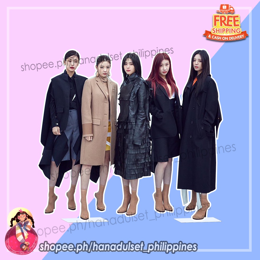 Kpop 5 inches | cake topper ITZY GROUP Standee ♥ VERSION 3 | Shopee ...