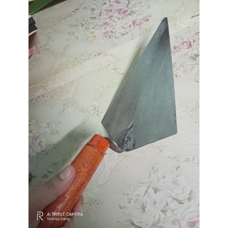 Mga Kagamitan Ng Karpintero At Pangalan