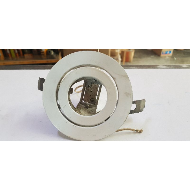 PINLIGHT flat with Firefly Halogen lamp 50w (swing) | Shopee Philippines