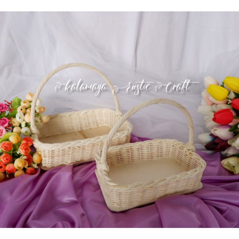 Plain Parcel Basket Contains 2 Woven Bamboo Hampers Decoration Dowry ...