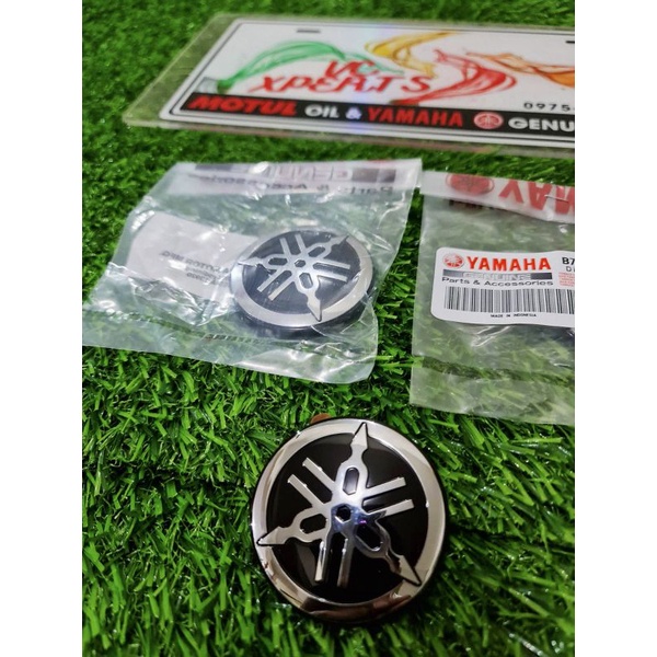 Yamaha xmax 300 accessories EMBLEM Yamaha Genuine Parts Brandnew and ...