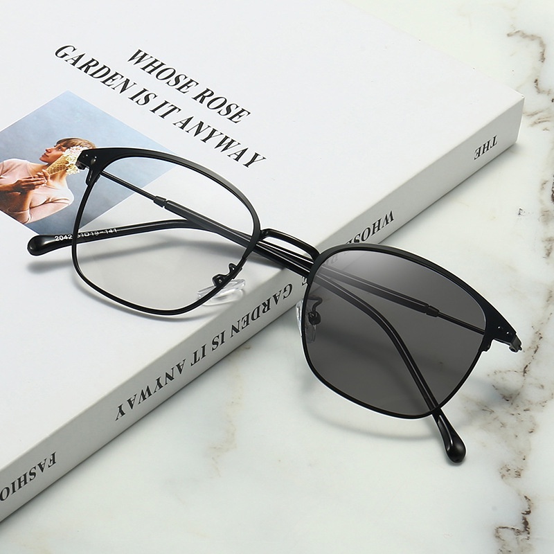 Anti Radiation UV400 Photochromic Eyeglass Computer Glasses for Women ...