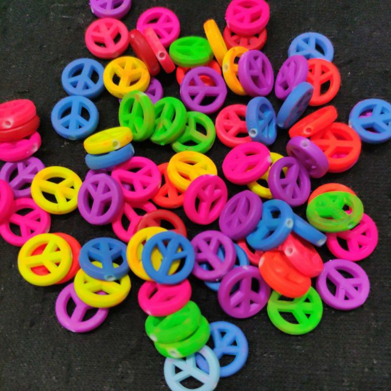 20 PCS PEACE SIGN PLASTIC BEADS | Shopee Philippines