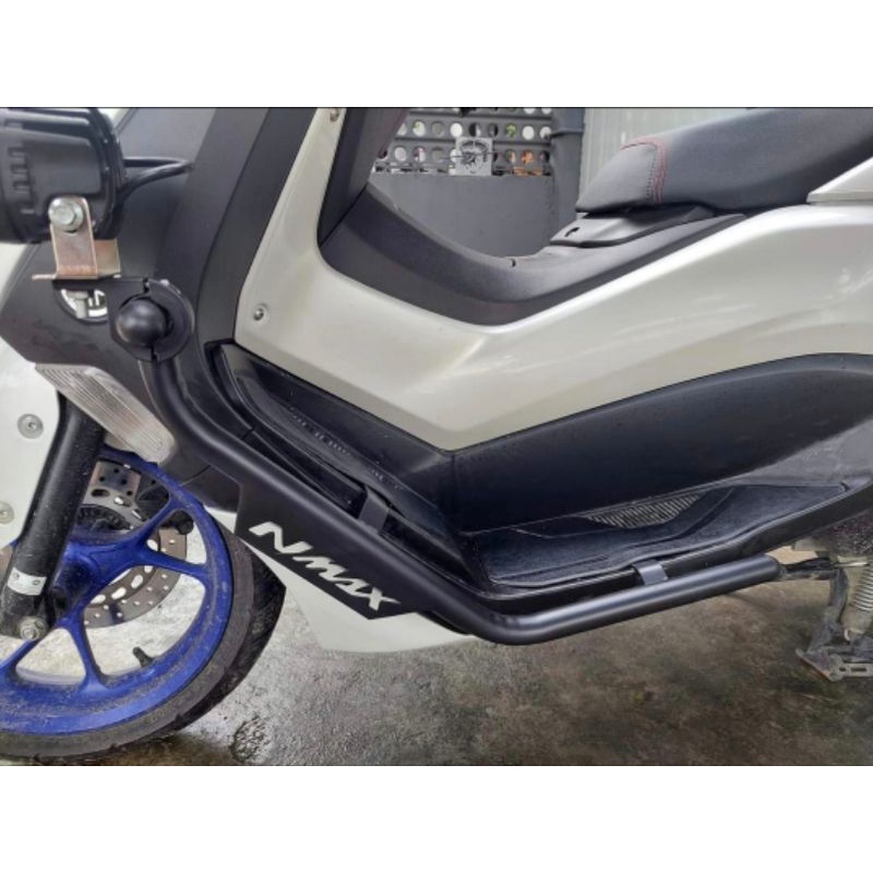 Redmotoshield Half crashguard for ADV 150, adv 160, NMAX V1, V2 , AEROX V1,V2 , click 160,pcx ...