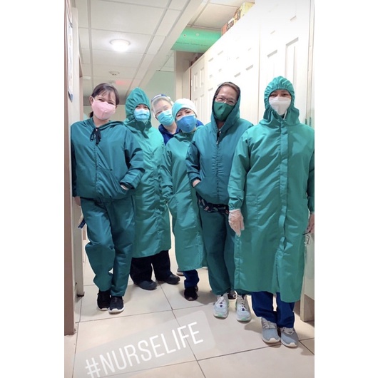 Gift Palette Lab gown PPE suit L and XL size. Isolation gown | Shopee ...