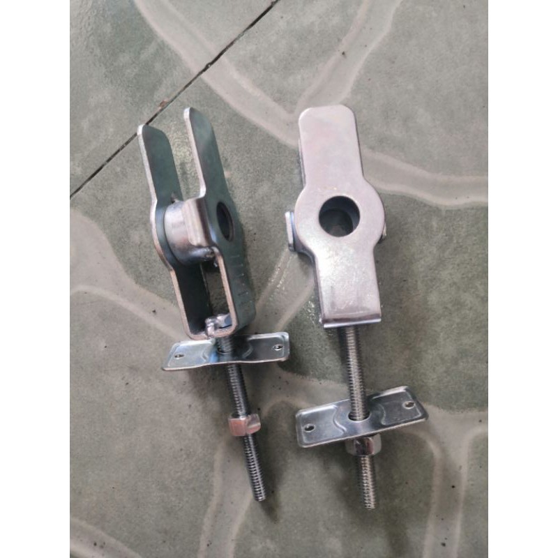 CHAIN ADJUSTER FOR XRM (1paris) | Shopee Philippines