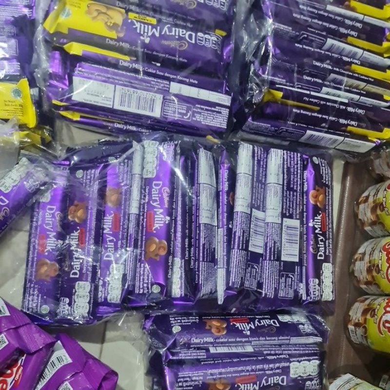 Free CADBURY Chocolate +1X SNACK Scoop (GAMES) | Shopee Philippines