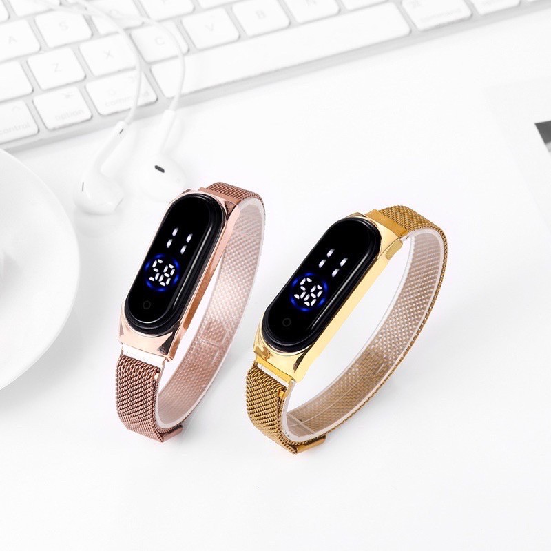 Waterproof Men and Women Wrist Magnet Watch LED Screen Fashion Digital ...