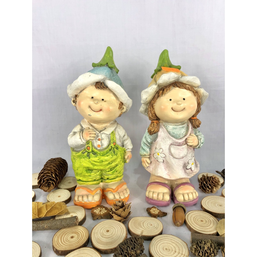 Decorative Dwarf Boy and Girl Small Figurine Display - Home Decor ...