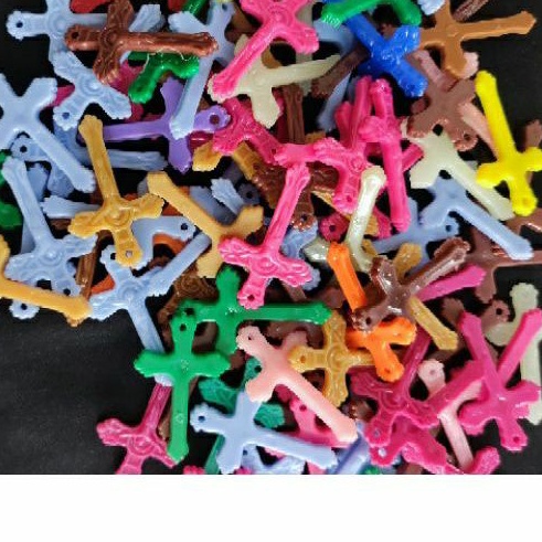 30 PCS 1.5 INCHES PLASTIC CROSS | Shopee Philippines