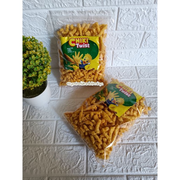 Cheetos (CHIKI TWIST) Original Corn Flavor 250gram | Shopee Philippines