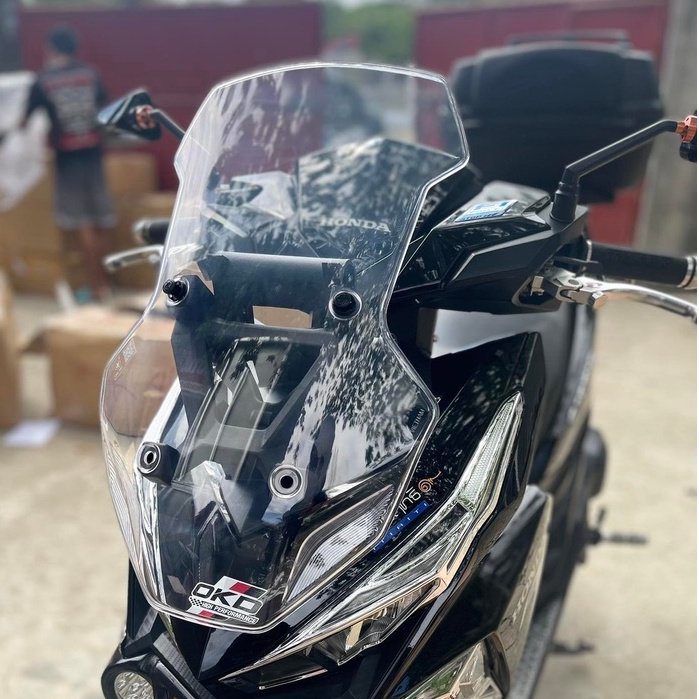 ZHIPAT WINDSHIELD WITH BRACKET FOR CLICK V1 / CLICK V2 / AEROX V2 ...