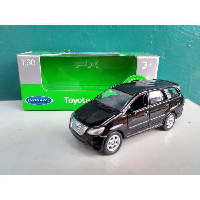 Toyota kijang Innova Diecast miniature Welly car 1:60 scale | Shopee ...