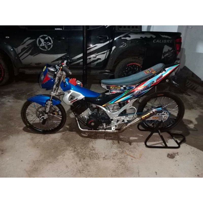 Suzuki Raider 150 "1st Gen ( HOLOGRAPHIC STOCK SIZE DECAL) | Shopee ...