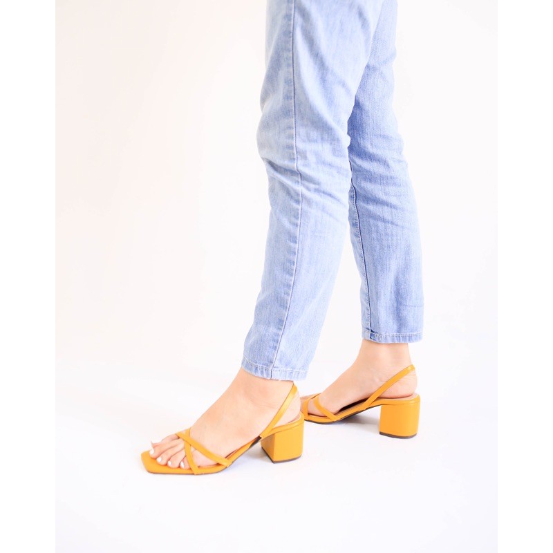 CRIZA SHOES DANI 2.5 INCHES HEELS | Shopee Philippines