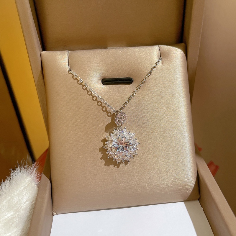 Non fading super flash 2 carat Mossan Pendant Necklace net red ...