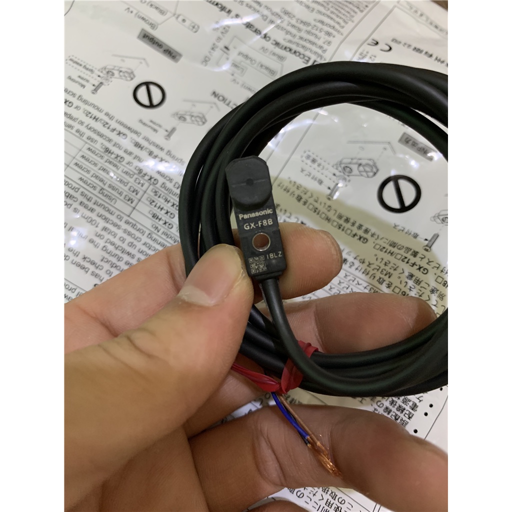 YTH SZ GX-H12B Photoelectric switch Digital sensor GX-F8B SUNX ...