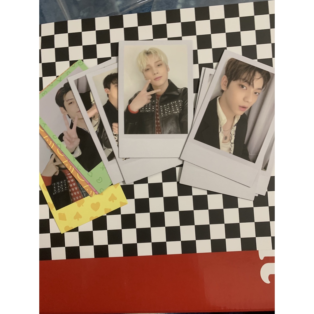Pola Korean band member TXT in genuine deco 2022 set, limited quantity ...