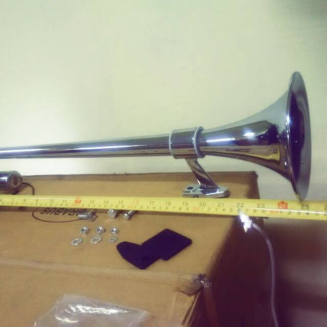 Wind Horn 1 Trumpet/Trumpet. Big Horn. 12v/24v. Free Switch. | Shopee ...