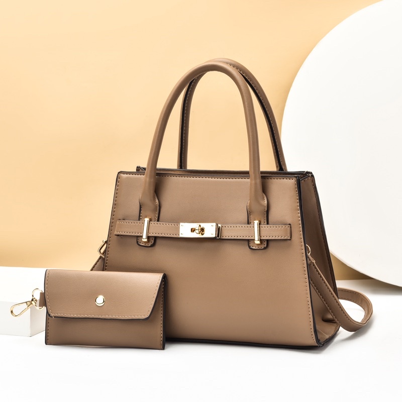 AW 2 in 1 BAG SET Business Handbags Shoulder Women's Sling Bag | Shopee ...