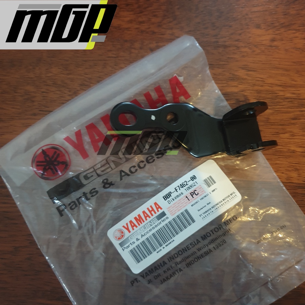 RIGHT FOOTSTEP STAND FOOTSTEP BRACKET FOOTSTEP NEW AEROX 155 ORIGINAL ...