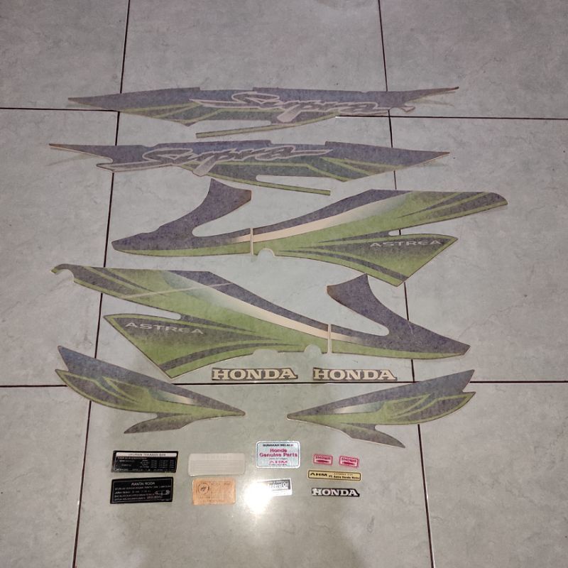 HIJAU Honda Astrea Supra 100 2003 2004 green blue graphic striping ...